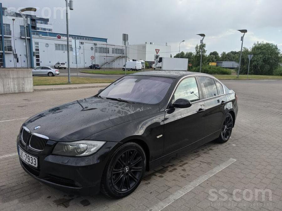 Melns BMW 325 2006 Rīga, ar dzinēja tilpumu 2.50 L un nobraukumu 311 tūkst. km par 5200 €, foto 2 vietnē AUTOMOTO.COM.LV