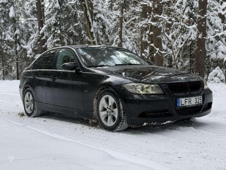 Melns BMW 325 2006 Kauņa, ar dzinēja tilpumu 3.00 L un nobraukumu 321 tūkst. km par 3550 €, foto 1 vietnē AUTOMOTO.COM.LV