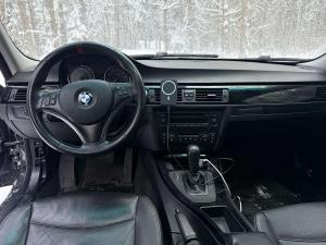 Melns BMW 325 2006 Kauņa, ar dzinēja tilpumu 3.00 L un nobraukumu 321 tūkst. km par 3550 €, foto 10 vietnē AUTOMOTO.COM.LV