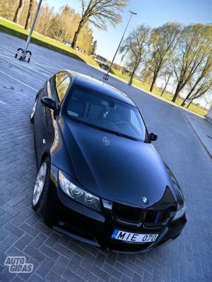 Black BMW 325 2006 in Silute, with an engine capacity of 2.50 L and mileage of 379 thousand km for 4500 €, photo 3 on AUTOMOTO.COM.LV