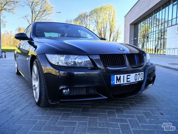 Black BMW 325 2006 in Silute, with an engine capacity of 2.50 L and mileage of 379 thousand km for 4500 €, photo 3 on AUTOMOTO.COM.LV