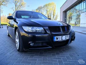 Black BMW 325 2006 in Silute, with an engine capacity of 2.50 L and mileage of 379 thousand km for 4500 €, photo 4 on AUTOMOTO.COM.LV