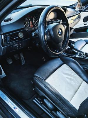 Black BMW 325 2006 in Silute, with an engine capacity of 2.50 L and mileage of 379 thousand km for 4500 €, photo 9 on AUTOMOTO.COM.LV