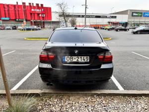 Black BMW 325 2006 in Riga, with an engine capacity of 2.50 L and mileage of 271 thousand km for 5050 €, photo 7 on AUTOMOTO.COM.LV