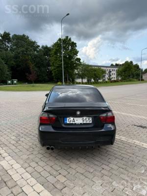 Melns BMW 325 2006 Ventspils, ar dzinēja tilpumu 2.50 L un nobraukumu 338 tūkst. km par 5900 €, foto 4 vietnē AUTOMOTO.COM.LV