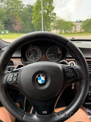 Melns BMW 325 2006 Ventspils, ar dzinēja tilpumu 2.50 L un nobraukumu 338 tūkst. km par 5900 €, foto 6 vietnē AUTOMOTO.COM.LV