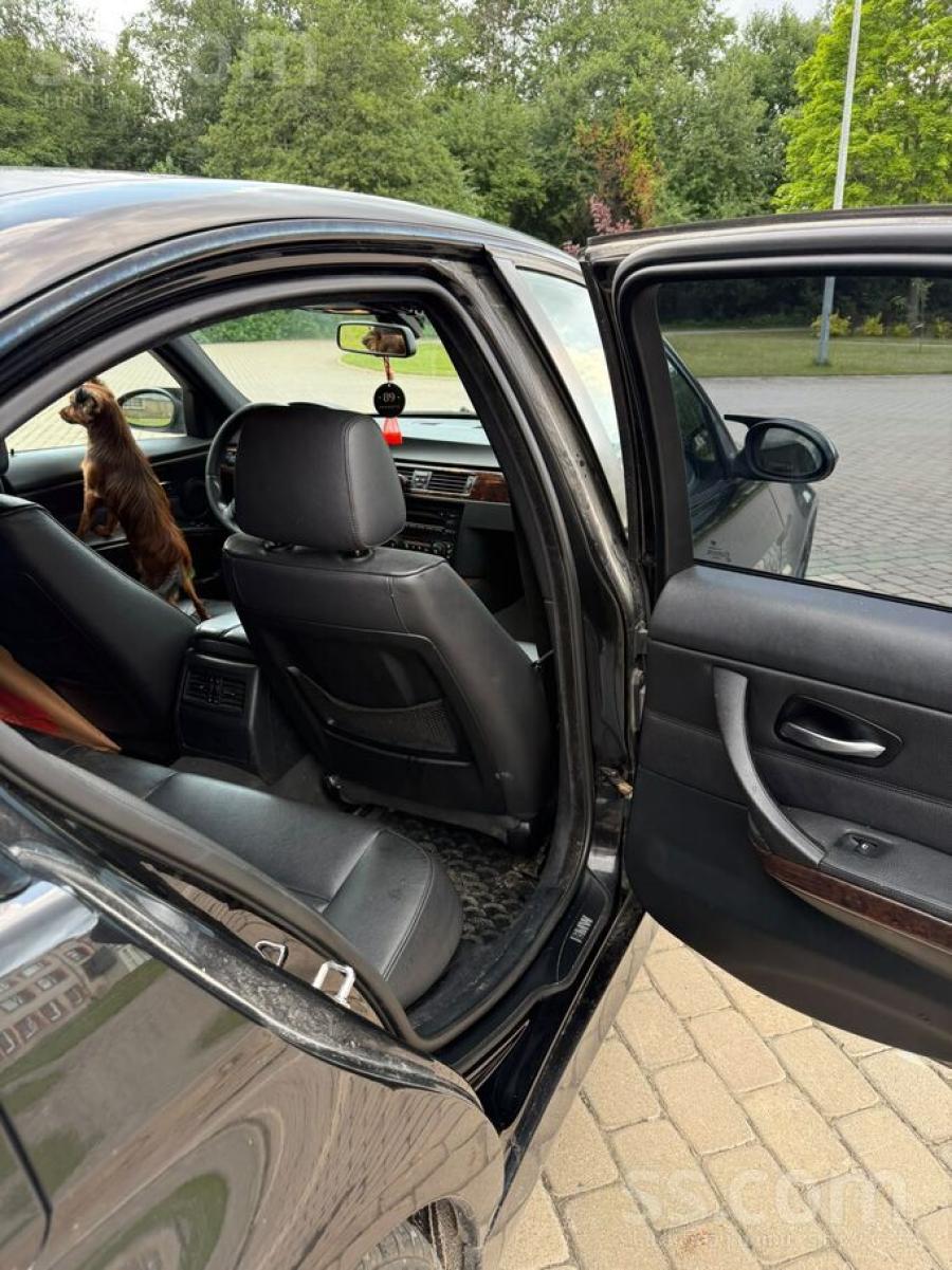 Melns BMW 325 2006 Ventspils, ar dzinēja tilpumu 2.50 L un nobraukumu 338 tūkst. km par 5900 €, foto 7 vietnē AUTOMOTO.COM.LV