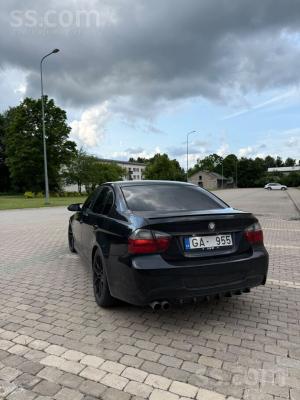 Melns BMW 325 2006 Ventspils, ar dzinēja tilpumu 2.50 L un nobraukumu 338 tūkst. km par 5900 €, foto 9 vietnē AUTOMOTO.COM.LV