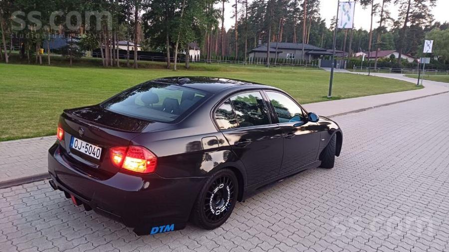 Melns BMW 325 2006 Rīga, ar dzinēja tilpumu 2.50 L un nobraukumu 235 tūkst. km par 7500 €, foto 5 vietnē AUTOMOTO.COM.LV