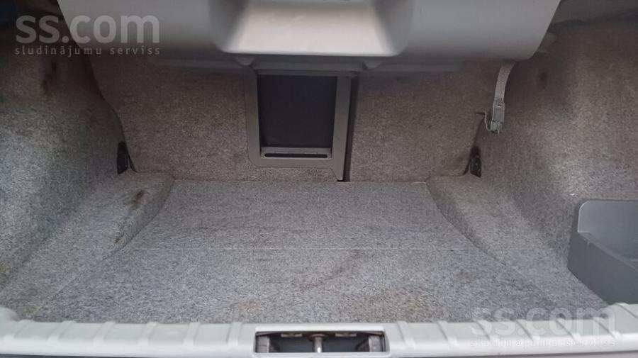 Melns BMW 325 2006 Rīga, ar dzinēja tilpumu 2.50 L un nobraukumu 235 tūkst. km par 7500 €, foto 12 vietnē AUTOMOTO.COM.LV