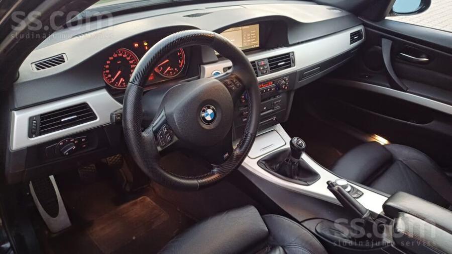 Melns BMW 325 2006 Rīga, ar dzinēja tilpumu 2.50 L un nobraukumu 235 tūkst. km par 7500 €, foto 13 vietnē AUTOMOTO.COM.LV