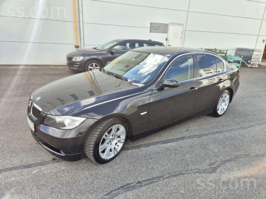 Melns BMW 325 2006 Rīga, ar dzinēja tilpumu 2.50 L un nobraukumu 299 tūkst. km par 4500 €, foto 3 vietnē AUTOMOTO.COM.LV