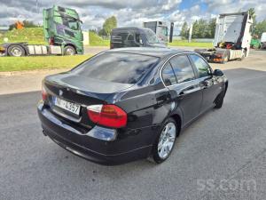 Melns BMW 325 2006 Rīga, ar dzinēja tilpumu 2.50 L un nobraukumu 299 tūkst. km par 4500 €, foto 5 vietnē AUTOMOTO.COM.LV