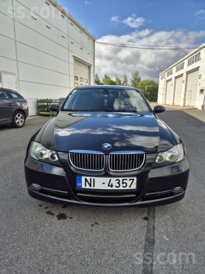 Melns BMW 325 2006 Rīga, ar dzinēja tilpumu 2.50 L un nobraukumu 299 tūkst. km par 4500 €, foto 6 vietnē AUTOMOTO.COM.LV