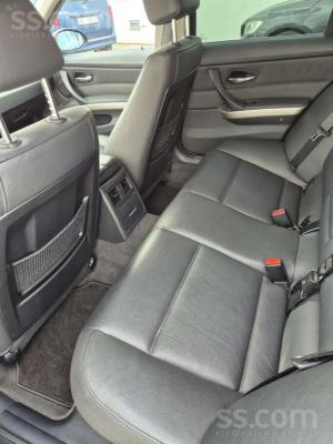 Melns BMW 325 2006 Rīga, ar dzinēja tilpumu 2.50 L un nobraukumu 299 tūkst. km par 4500 €, foto 11 vietnē AUTOMOTO.COM.LV