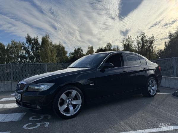 Black BMW 325 2006 in Vilnius, with an engine capacity of 2.50 L and mileage of 269 thousand km for 3800 €, photo 4 on AUTOMOTO.COM.LV
