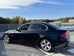 Melns BMW 325 2006 Viļņa, ar dzinēja tilpumu 2.50 L un nobraukumu 269 tūkst. km par 3800 €, foto 6 vietnē AUTOMOTO.COM.LV