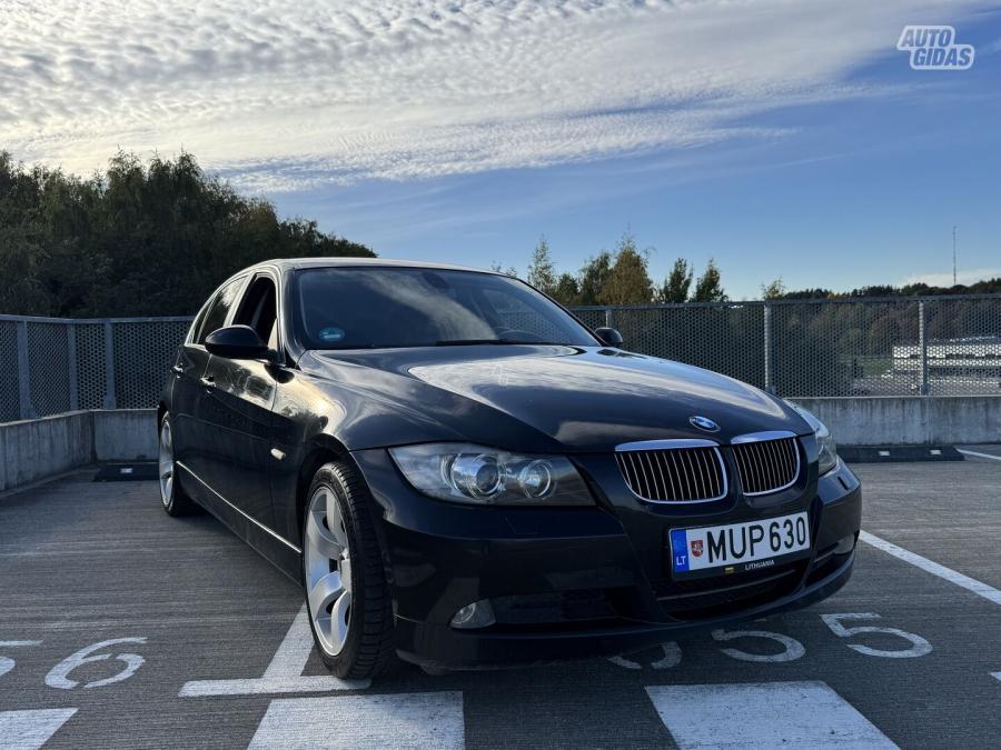 Melns BMW 325 2006 Viļņa, ar dzinēja tilpumu 2.50 L un nobraukumu 269 tūkst. km par 3800 €, foto 15 vietnē AUTOMOTO.COM.LV