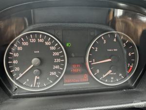 Melns BMW 325 2006 Viļņa, ar dzinēja tilpumu 2.50 L un nobraukumu 269 tūkst. km par 3800 €, foto 18 vietnē AUTOMOTO.COM.LV