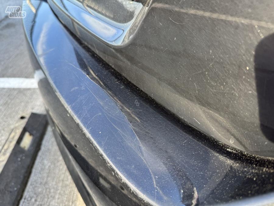 Melns BMW 325 2006 Viļņa, ar dzinēja tilpumu 2.50 L un nobraukumu 269 tūkst. km par 3800 €, foto 29 vietnē AUTOMOTO.COM.LV