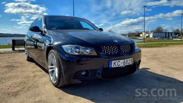 Black BMW 325 2007 in Rezekne, with an engine capacity of 2.50 L and mileage of 314 thousand km for 2990 €, photo 2 on AUTOMOTO.COM.LV