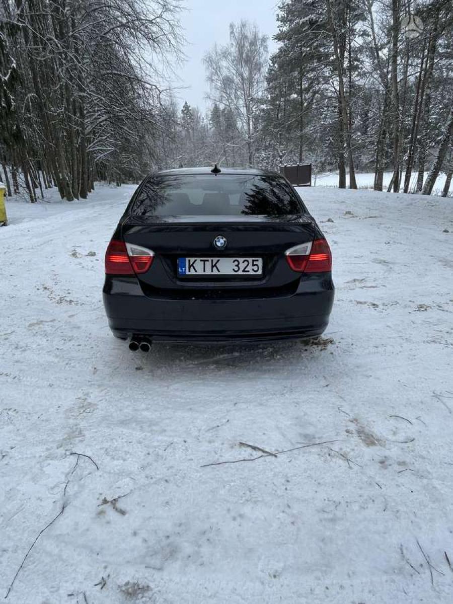 Melns BMW 325 2007 Utena, ar dzinēja tilpumu 2.99 L un nobraukumu 332 tūkst. km par 4250 €, foto 5 vietnē AUTOMOTO.COM.LV
