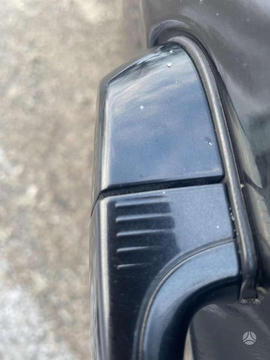 Melns BMW 325 2007 Utena, ar dzinēja tilpumu 2.99 L un nobraukumu 332 tūkst. km par 4250 €, foto 12 vietnē AUTOMOTO.COM.LV