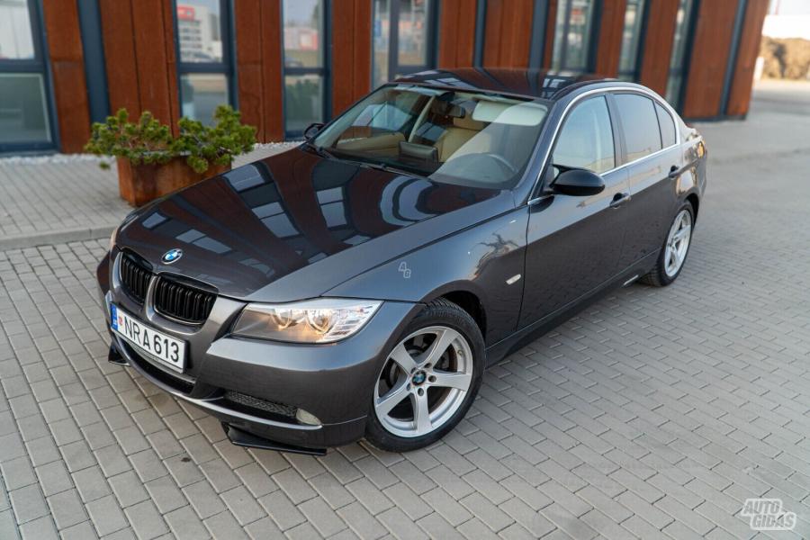 Black BMW 325 2007 in Kaunas, with an engine capacity of 3.00 L and mileage of 355 thousand km for 4750 €, photo 23 on AUTOMOTO.COM.LV