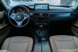 Black BMW 325 2007 in Kaunas, with an engine capacity of 3.00 L and mileage of 355 thousand km for 4750 €, photo 26 on AUTOMOTO.COM.LV