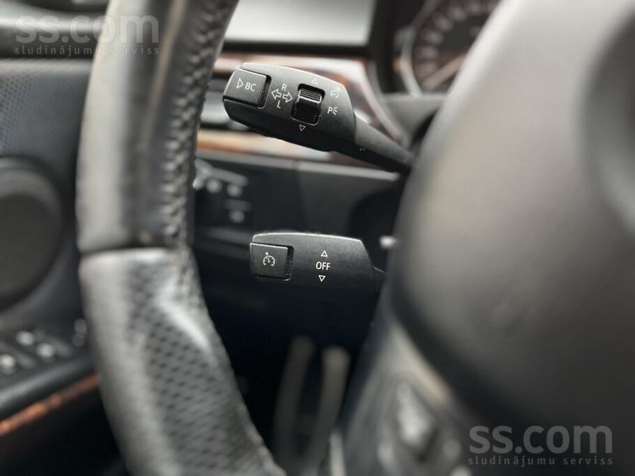 Melns BMW 325 2007 Valmiera, ar dzinēja tilpumu 3.00 L un nobraukumu 372 tūkst. km par 5995 €, foto 15 vietnē AUTOMOTO.COM.LV