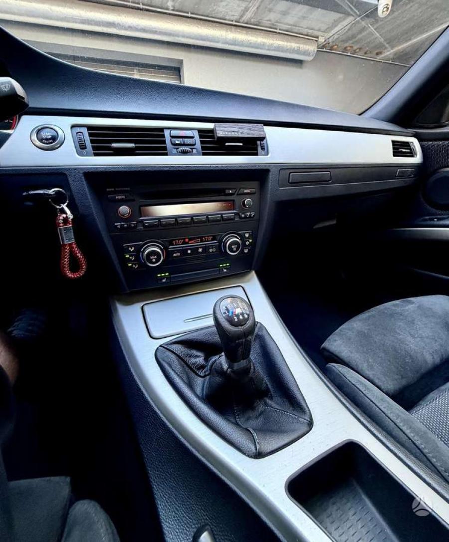 Melns BMW 325 2007 Kauņa, ar dzinēja tilpumu 0.00 L un nobraukumu 416 tūkst. km par 4650 €, foto 16 vietnē AUTOMOTO.COM.LV