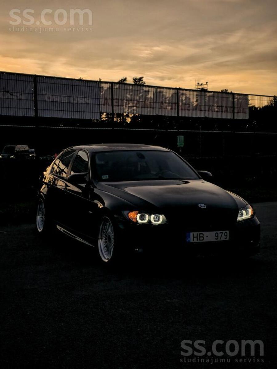 Melns BMW 325 2007 Rīga, ar dzinēja tilpumu 2.50 L un nobraukumu 362 tūkst. km par 5900 €, foto 3 vietnē AUTOMOTO.COM.LV