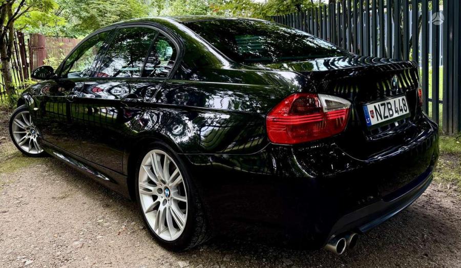 Melns BMW 325 2007 Kauņa, ar dzinēja tilpumu 0.00 L un nobraukumu 417 tūkst. km par 4400 €, foto 5 vietnē AUTOMOTO.COM.LV