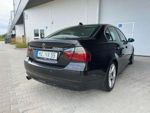 Melns BMW 325 2007 Viļņa, ar dzinēja tilpumu 2.99 L un nobraukumu 297 tūkst. km par 4299 €, foto 11 vietnē AUTOMOTO.COM.LV