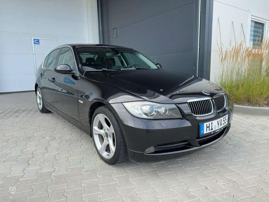 Melns BMW 325 2007 Viļņa, ar dzinēja tilpumu 2.99 L un nobraukumu 297 tūkst. km par 4299 €, foto 12 vietnē AUTOMOTO.COM.LV