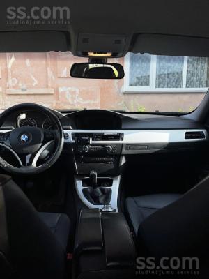 Black BMW 325 2007 in Riga, with an engine capacity of 3.00 L and mileage of 333 thousand km for 6000 €, photo 6 on AUTOMOTO.COM.LV