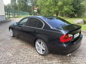 Melns BMW 325 2007 Ogre, ar dzinēja tilpumu 2.50 L un nobraukumu 198 tūkst. km par 6000 €, foto 6 vietnē AUTOMOTO.COM.LV