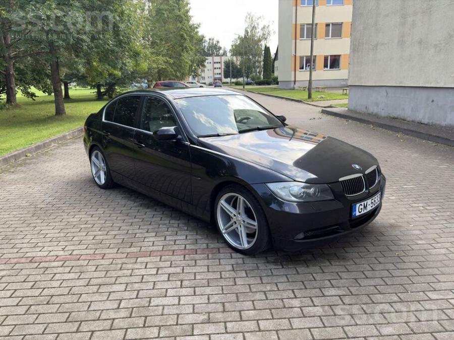 Melns BMW 325 2007 Ogre, ar dzinēja tilpumu 2.50 L un nobraukumu 198 tūkst. km par 6000 €, foto 1 vietnē AUTOMOTO.COM.LV