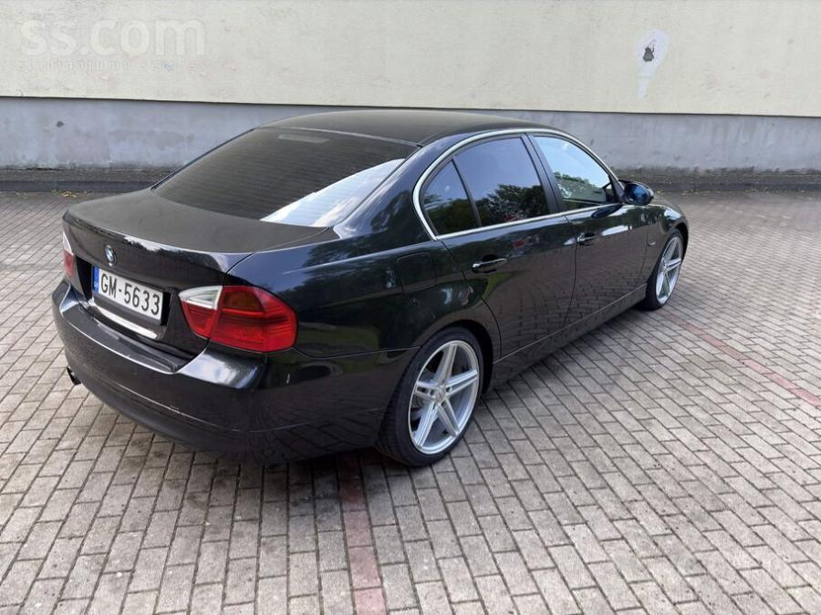 Melns BMW 325 2007 Ogre, ar dzinēja tilpumu 2.50 L un nobraukumu 198 tūkst. km par 6000 €, foto 8 vietnē AUTOMOTO.COM.LV