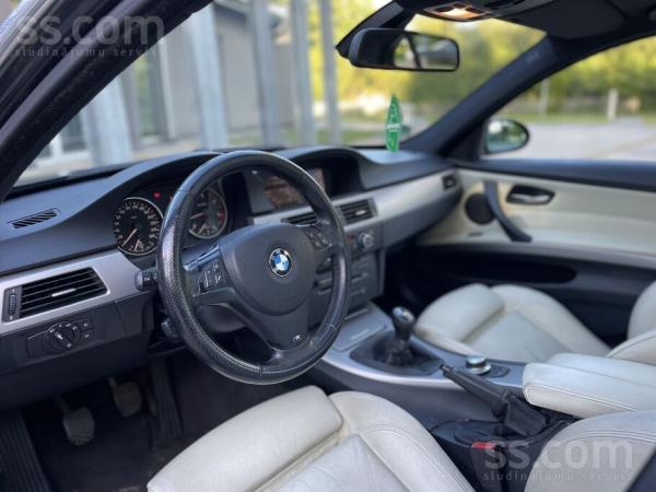 Melns BMW 325 2007 Jūrmala, ar dzinēja tilpumu 3.00 L un nobraukumu 297 tūkst. km par 5690 €, foto 10 vietnē AUTOMOTO.COM.LV