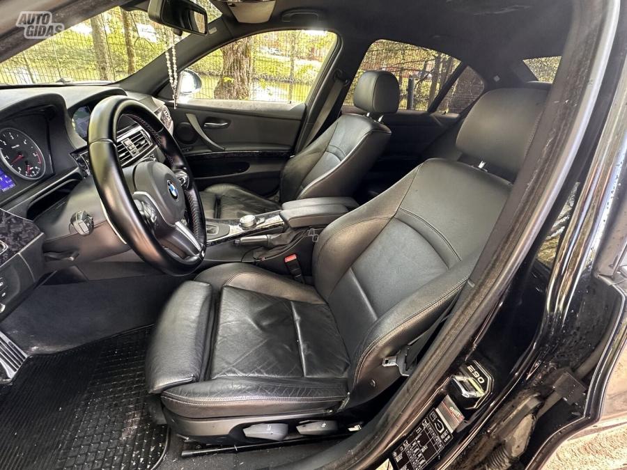 Melns BMW 325 2008 Viļņa, ar dzinēja tilpumu 3.00 L un nobraukumu 360 tūkst. km par 5350 €, foto 6 vietnē AUTOMOTO.COM.LV