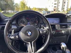 Melns BMW 325 2008 Viļņa, ar dzinēja tilpumu 3.00 L un nobraukumu 360 tūkst. km par 5350 €, foto 8 vietnē AUTOMOTO.COM.LV