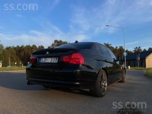 Melns BMW 325 2008 Rīga, ar dzinēja tilpumu 3.00 L un nobraukumu 353 tūkst. km par 6400 €, foto 13 vietnē AUTOMOTO.COM.LV