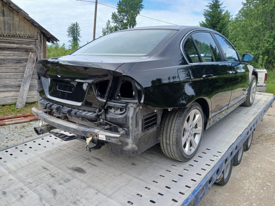 Черный БМВ 325 2008 в Таллин, объемом двигателя 3.00 л и пробегом 125 тыс. км за 10000 €, фото 8 на AUTOMOTO.COM.LV