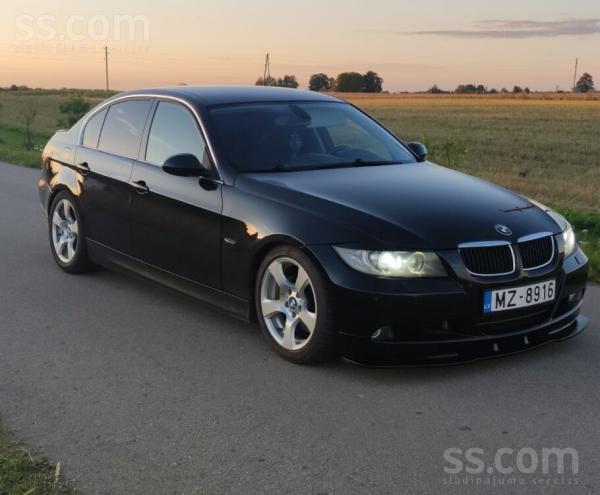 Black BMW 325 2008 in Preili, with an engine capacity of 3.00 L and mileage of 334 thousand km for 4950 €, photo 2 on AUTOMOTO.COM.LV