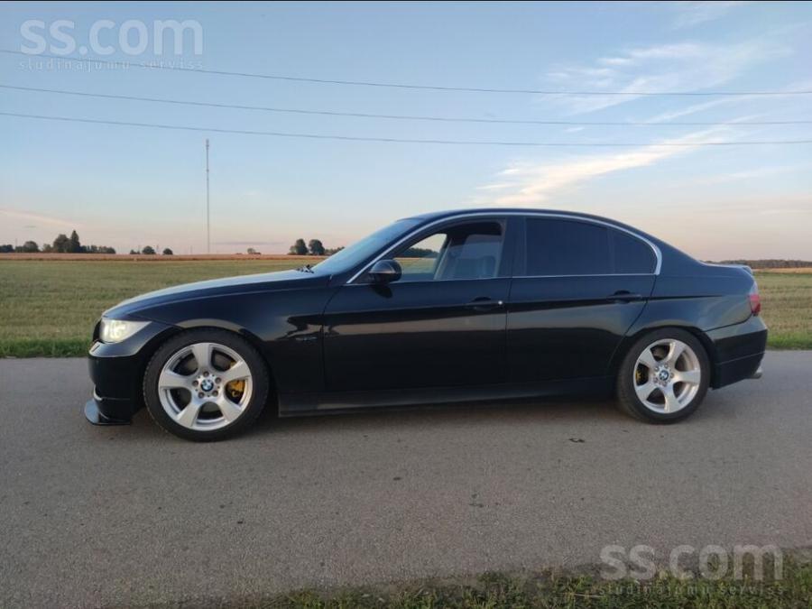 Melns BMW 325 2008 Preiļi, ar dzinēja tilpumu 3.00 L un nobraukumu 334 tūkst. km par 4950 €, foto 5 vietnē AUTOMOTO.COM.LV
