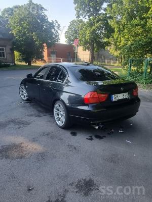 Черный БМВ 325 2008 в Рига, объемом двигателя 3.00 л и пробегом 179 тыс. км за 7300 €, фото 5 на AUTOMOTO.COM.LV