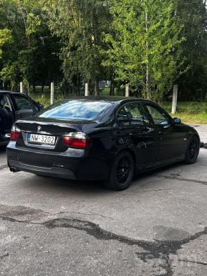 Черный БМВ 325 2008 в Рига, объемом двигателя 3.00 л и пробегом 387 тыс. км за 4500 €, фото 3 на AUTOMOTO.COM.LV