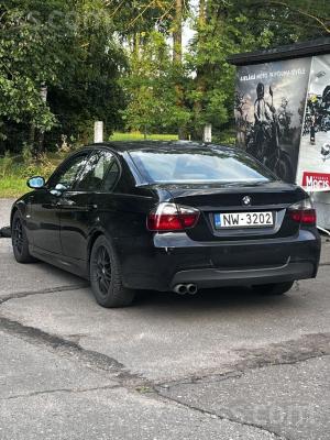 BMW 325 2008 in Riga on AUTOMOTO.COM.LV Black BMW 325 2008 in Riga, with an engine capacity of 3.00 L and mileage of 387 thousand km for 4250 €, photo 1 on AUTOMOTO.COM.LV