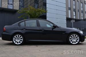 Melns BMW 325 2008 Rīga, ar dzinēja tilpumu 3.00 L un nobraukumu 290 tūkst. km par 7000 €, foto 5 vietnē AUTOMOTO.COM.LV